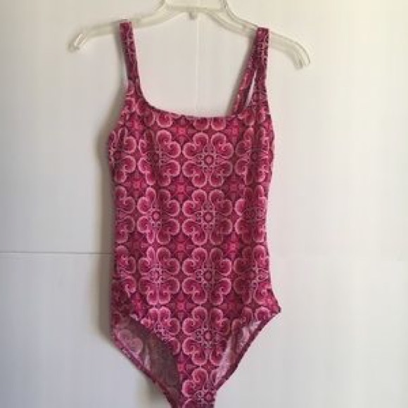 Jaclyn Smith | Swim | Jaclyn Smith Swimsuit Print Floral Size 6 | Poshmark